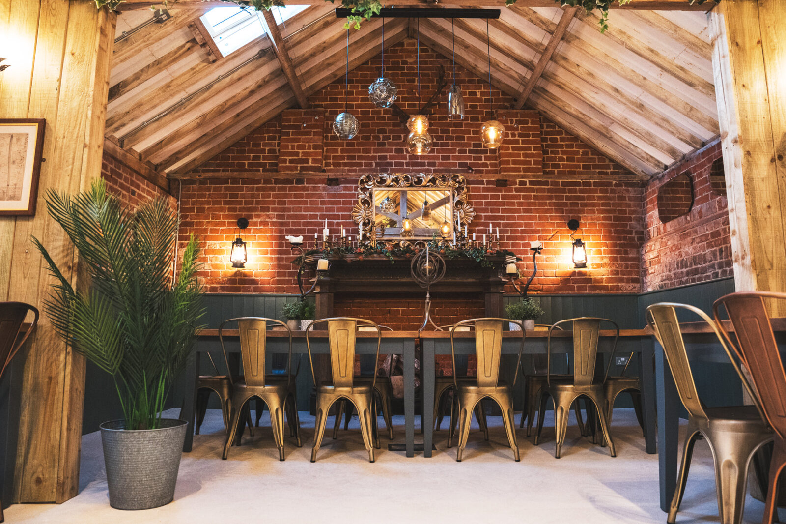 Rougham Estate Café - Roots at Blackthorpe Barn, Rougham, Suffolk